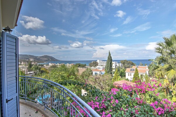 Villa Vesta - Нео Хорио