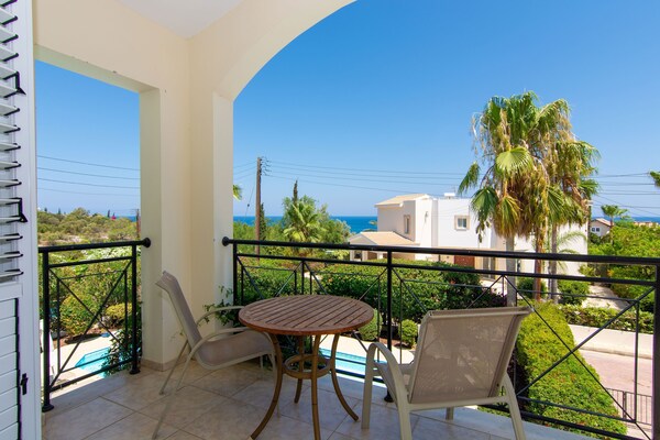 Villa Vera - Нео Хорио