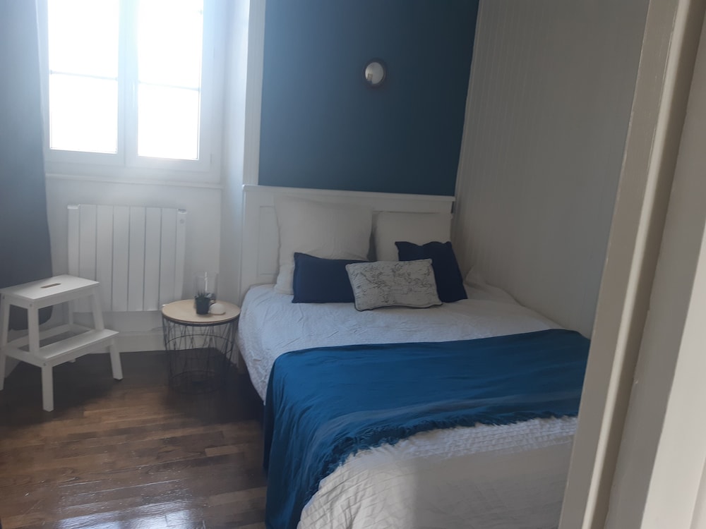 Charmant T1 Bis Centre Quimper- Spec Red Sejours Plus D Une Semaine - Locronan