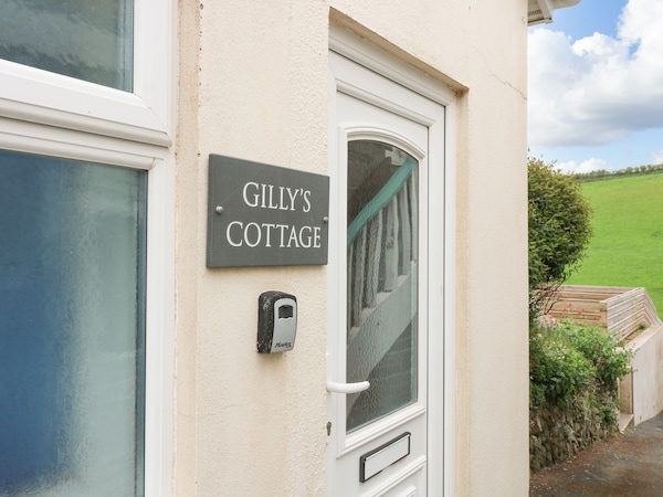 Gilly's Cottage - Hope Cove