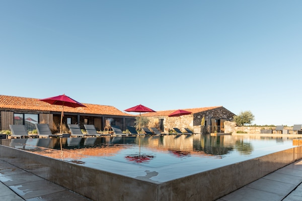 Casa de campo, vários quartos | Wi-Fi de cortesia, roupa de cama