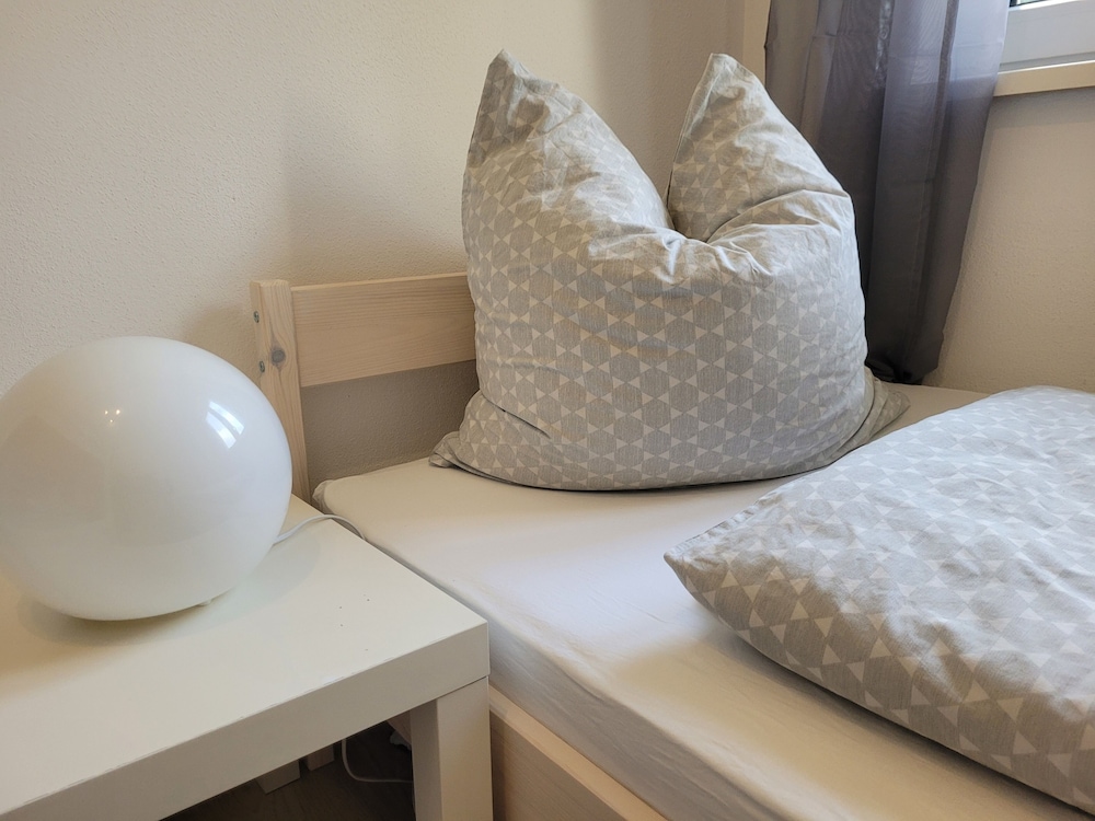 Ruhige Und Moderne Ferienwohnung In Ruhiger Lage Am Rande Der Alpen - Hausham