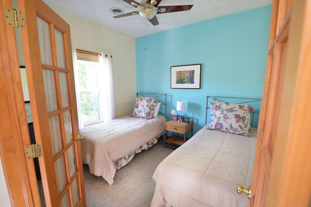 Sunny Acres At Raystown Lake - Pet Friendly - Lake Raystown Resort, Entriken