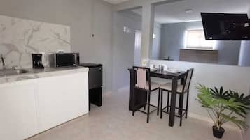 Apartamento conforto | 1 quarto, roupas de cama premium, escrivaninha