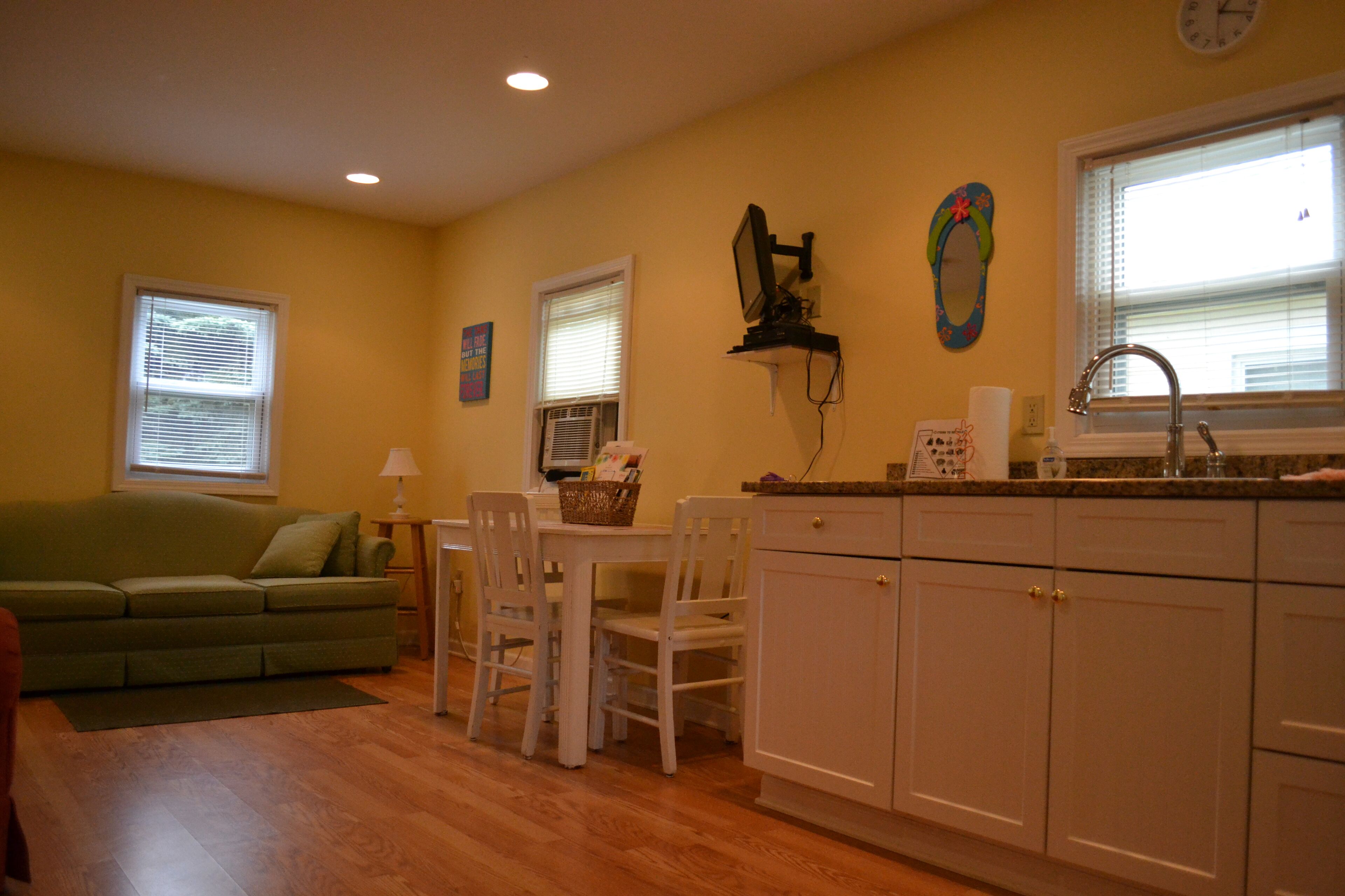 Lyc Cottage #2 - Port Austin, MI