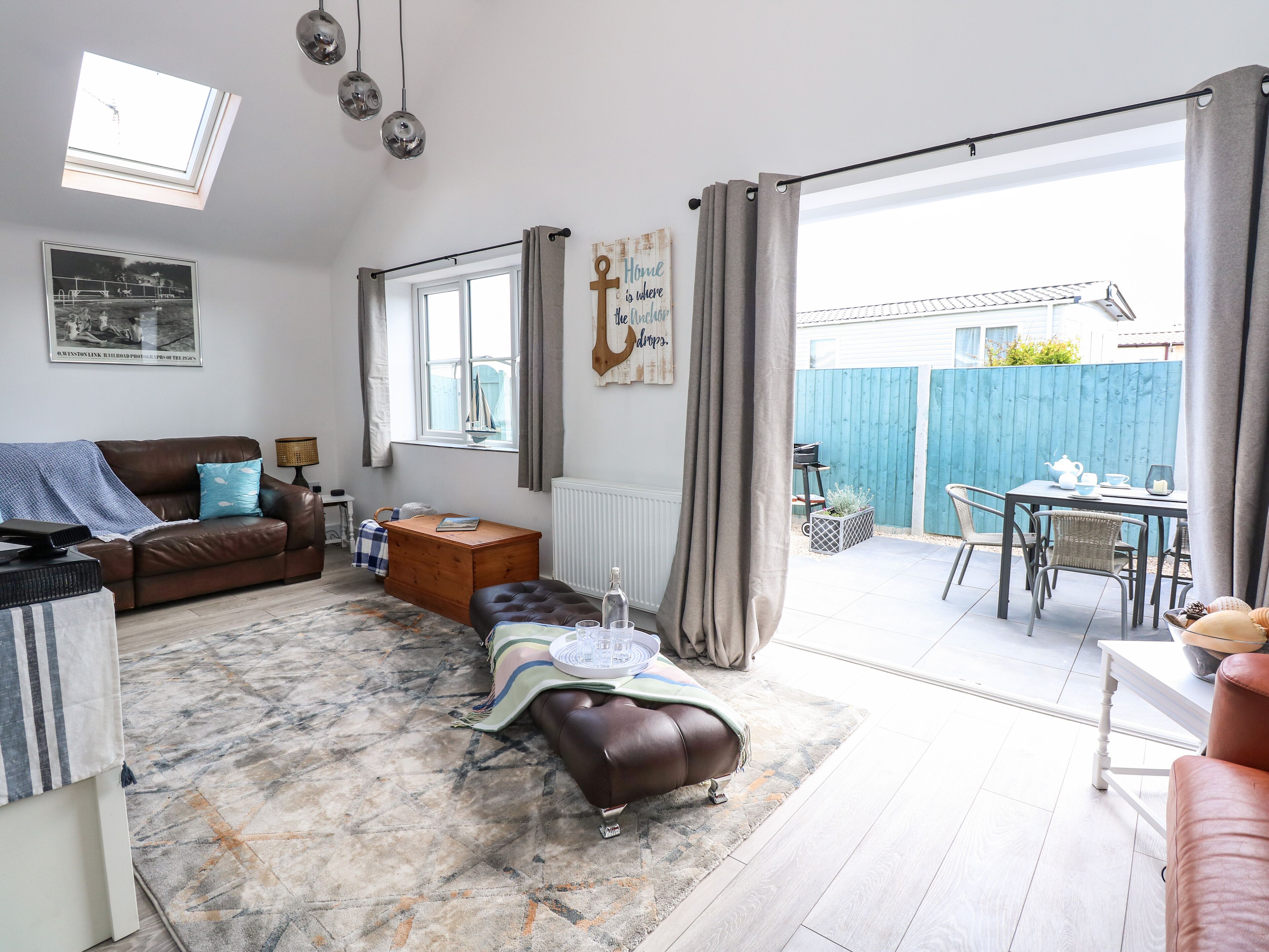 Waterbeach, Pet Friendly, Country Holiday Cottage In Sutton-on-sea - Mablethorpe