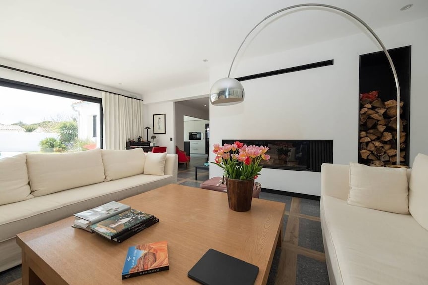 Architect Villa With Heated Pool Ideally Located - Île de Ré