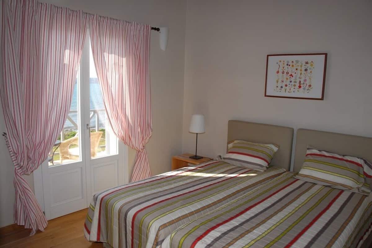 Vila panorâmica | 3 quartos, roupas de cama premium, ferros/tábuas de passar roupa