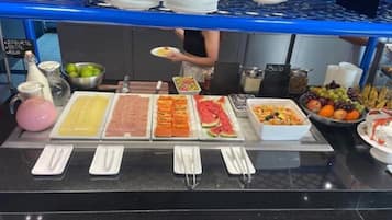 Café da manhã com buffet todos os dias (BRL 35 por pessoa)