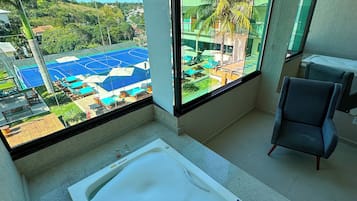 Quarto triplo superluxo | Wi-Fi de cortesia