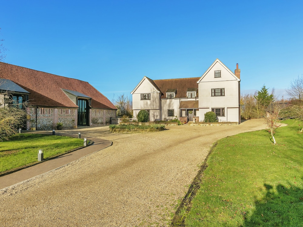 Tuffon Hall Farmhouse - Essex