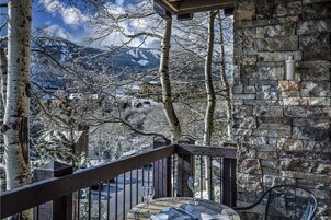 Apartamento em Condomínio Fechado | Terraço/pátio interior