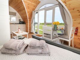 Casa de Campo | 1 quarto, com decoração personalizada, com mobília individualizada 