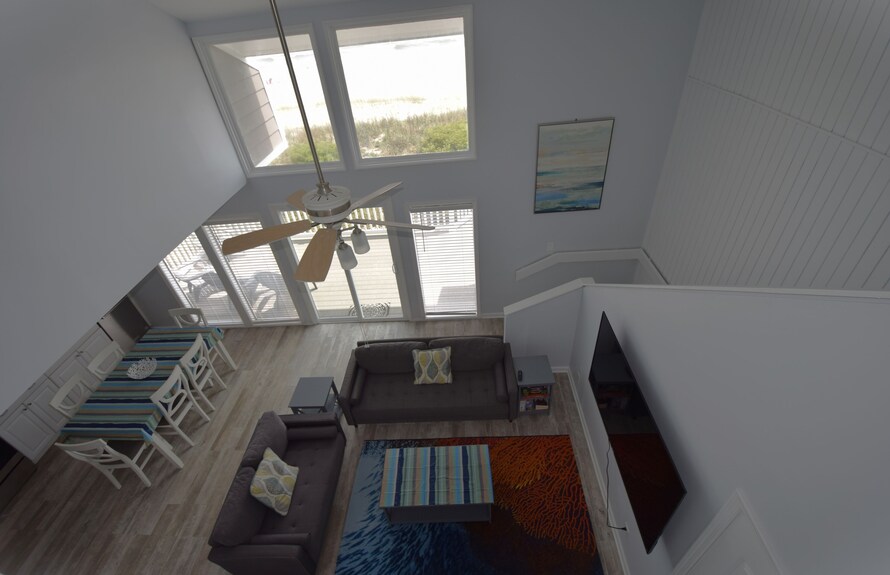 Oceanfront Home With Breathtaking Views, East! - 翡翠島