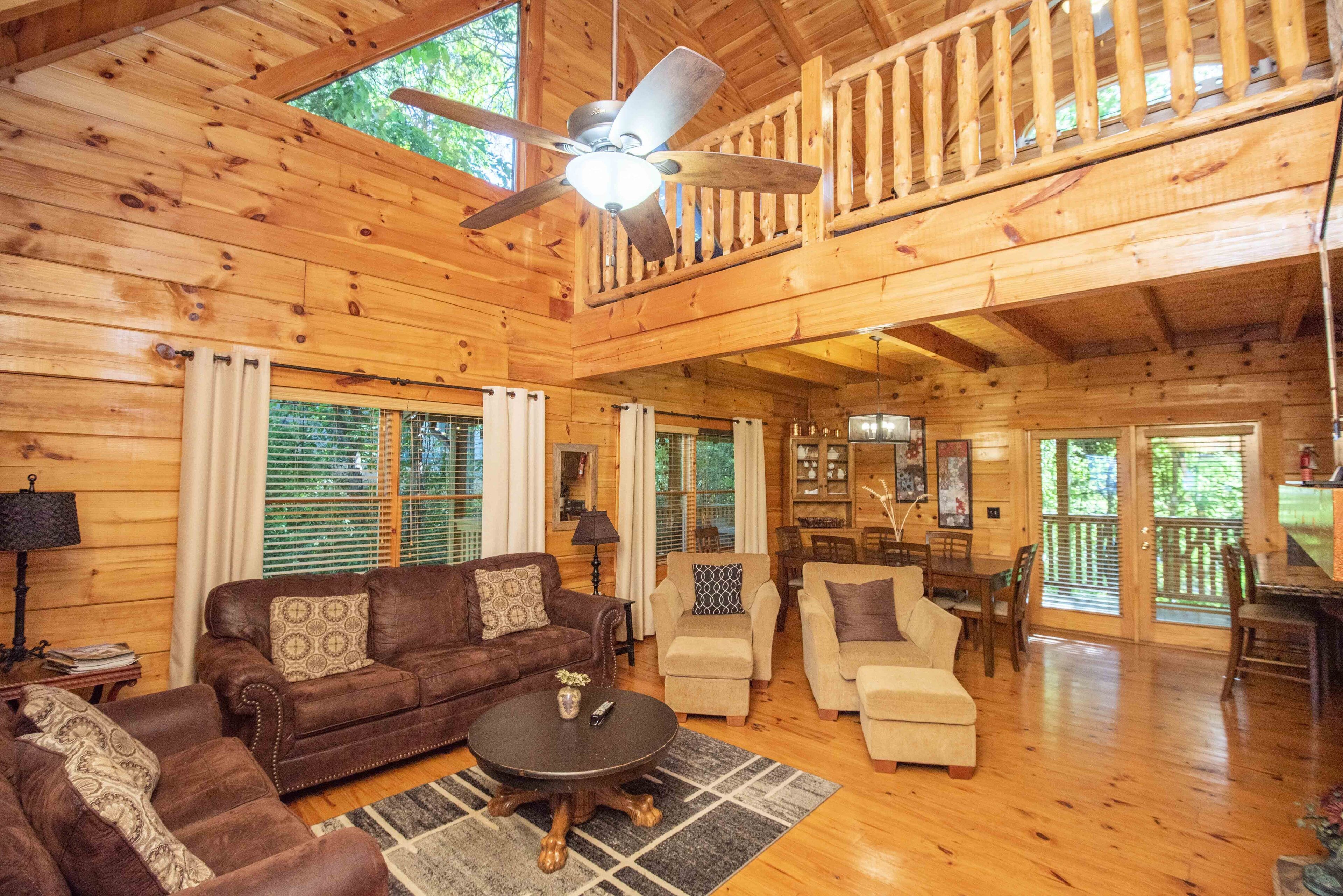 Best Location! Pigeon Forge, 1 Mile To Parkway, Close To Everything, - Pigeon Forge, TN
