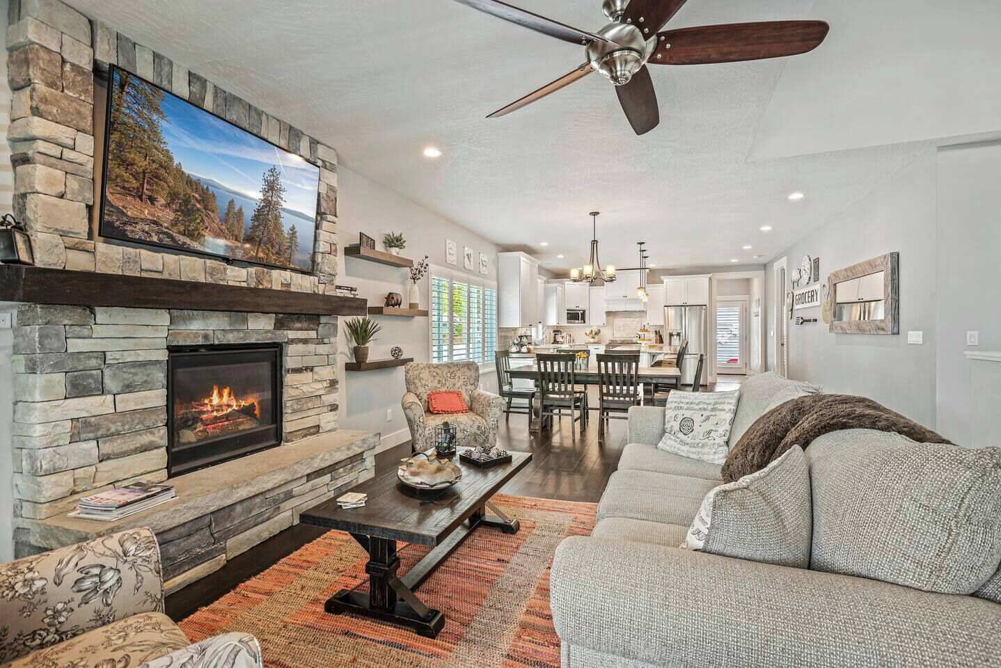 4br Retreat Near Downtown | 2 Kitchens Sleeps 11 - Coeur d'Alene, ID
