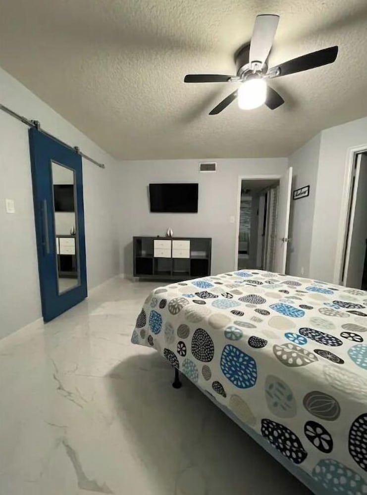 Modern Resort-style Stay - Orlando
