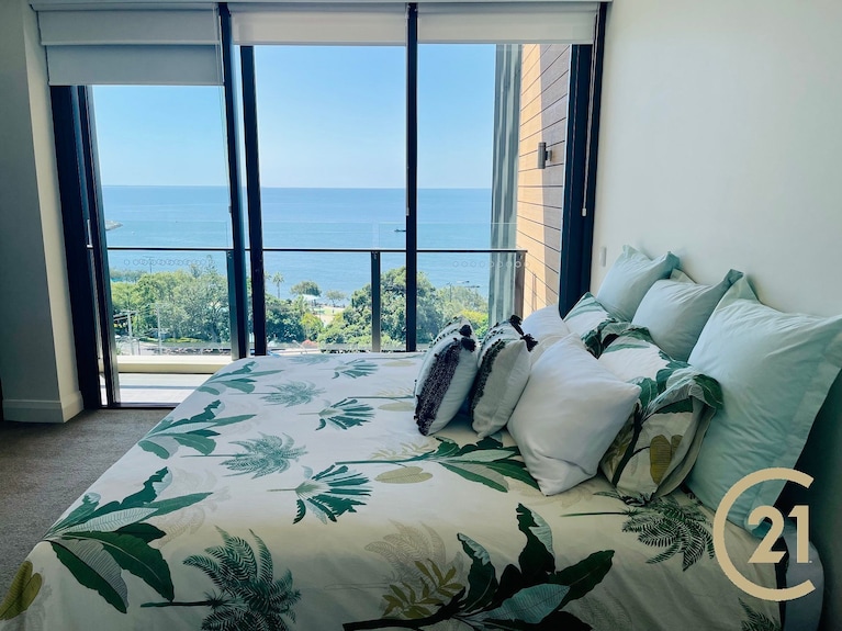 "Marine 807" - Redcliffe Q 4020 - レッドクリフ