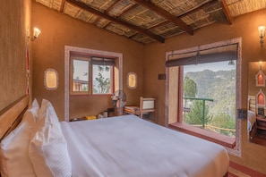 Quarto Clássico, vista para a montanha | Vista do quarto