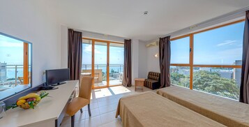 Quarto Twin Comfort | Ferro/tábua de engomar, Wi-fi grátis, roupa de cama fornecida 