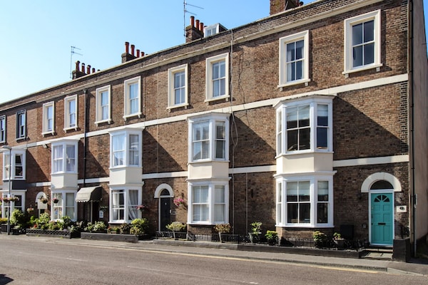 Seaside House - Weymouth