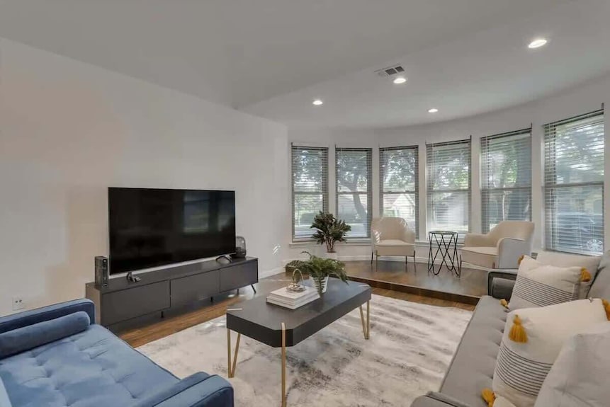 Amazing Haven Home With Private Pool - Euless, TX