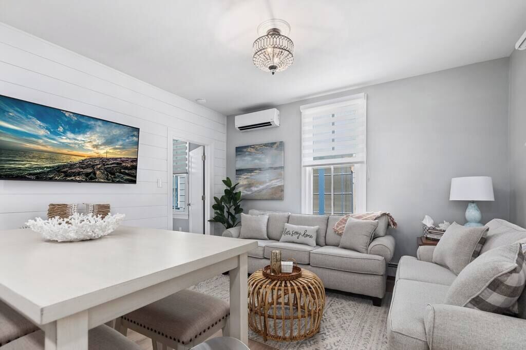 Stay In The Heart Of Cape May! Park, Walk, Enjoy! - Cape May, NJ