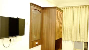 Secretária, camas desdobráveis, Wi-fi grátis, roupa de cama fornecida