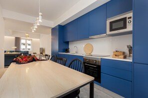 Casa | Cozinha privada | Geladeira, micro-ondas, cooktop, lava-louças