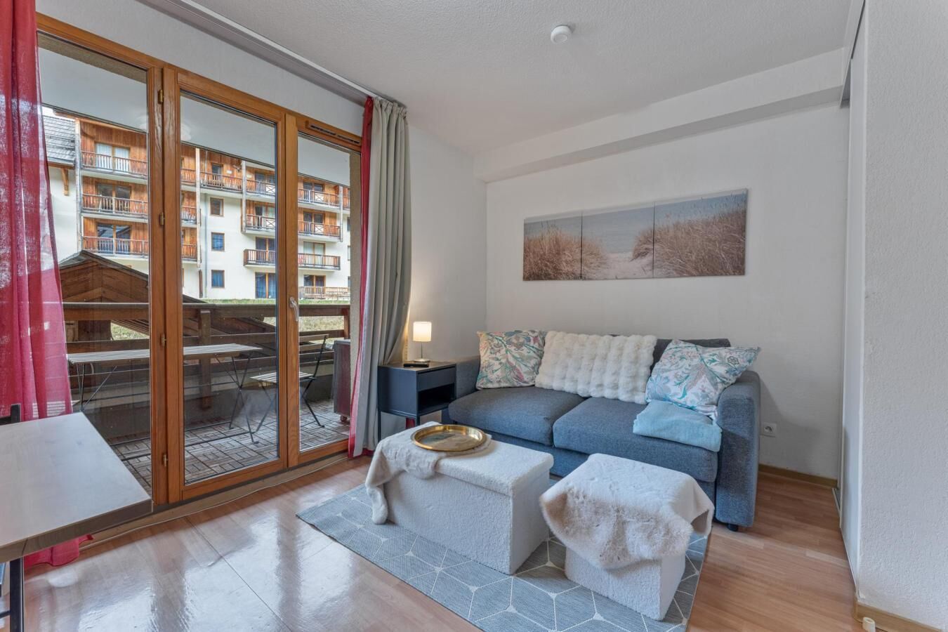 200m From Ski Slopes, 1st Floor, Swimming Pool, Balcony, Tv, Ski Locker, 23m², Les Orres - Les Orres