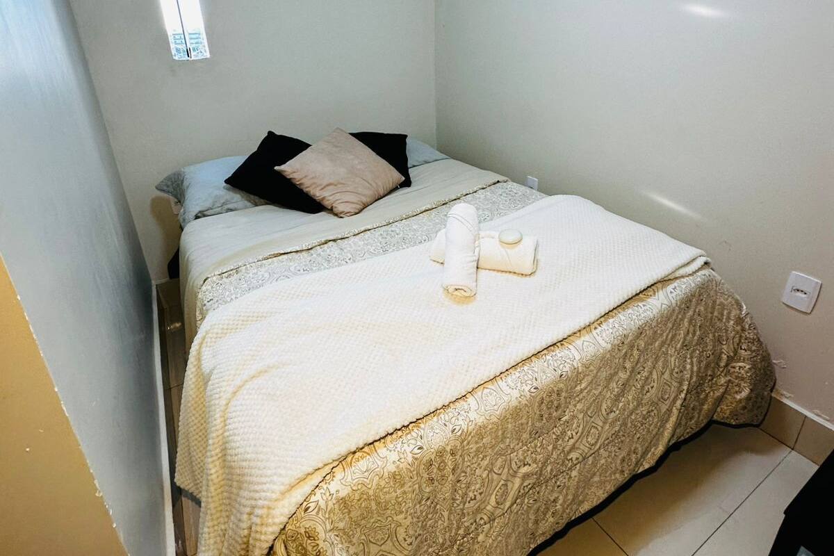 Quarto Económico, 1 quarto, não fumadores, sem janelas | Roupa de alta qualidade, camas de colchão Select Comfort, minibar