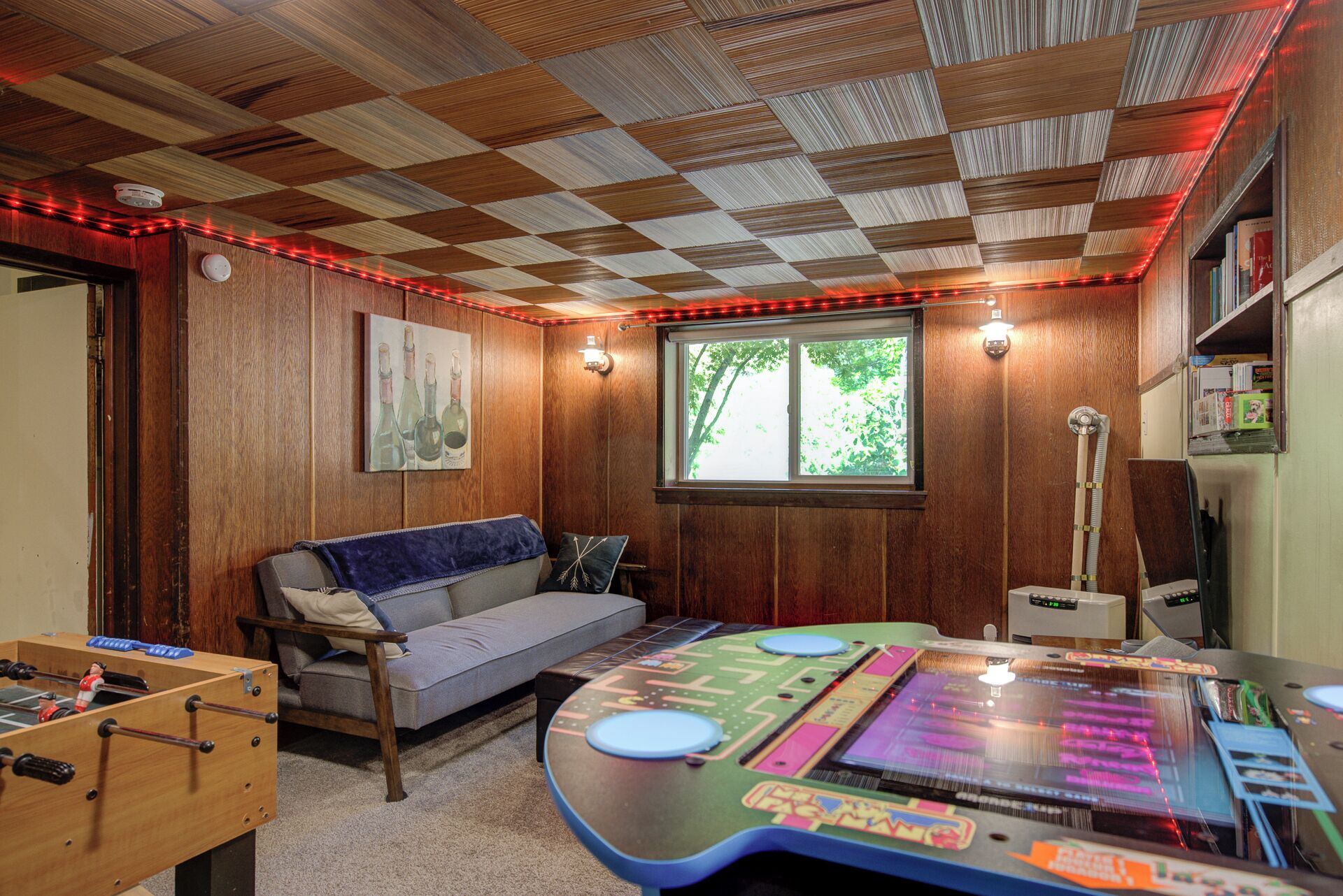 Dunsmuir Adventure House ~ Spacious Family Getaway - McCloud, CA