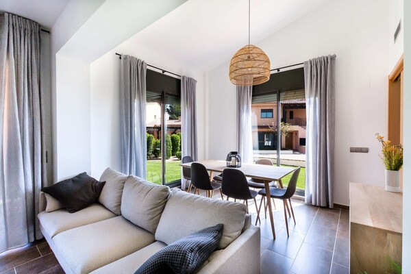 Fabuleux Green 19 : Entre Mer Et Montagnes - Mont-roig del Camp