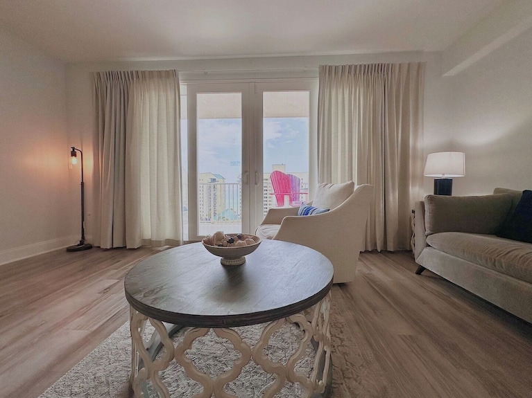 Laketown 1 Bed/2ba/gv Inquire For Monthly Rates - Panama City Beach, FL