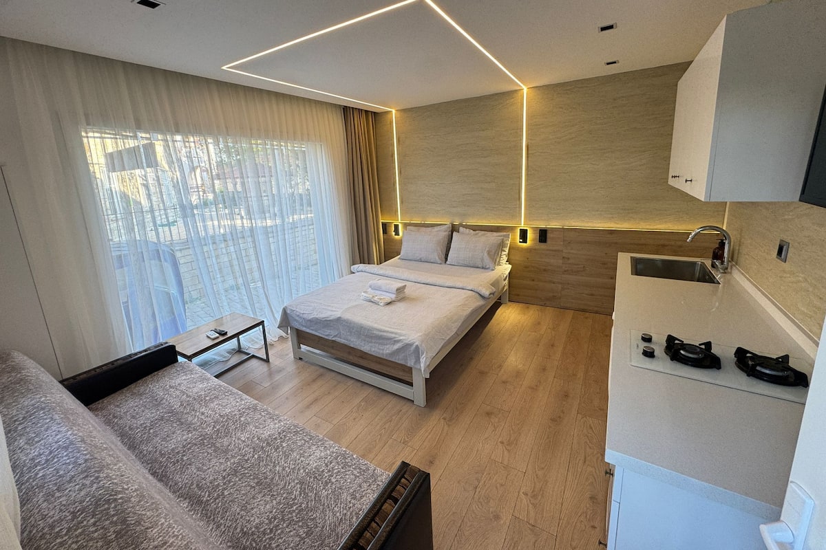 Casa superior | Escrivaninha, Wi-Fi de cortesia, roupa de cama