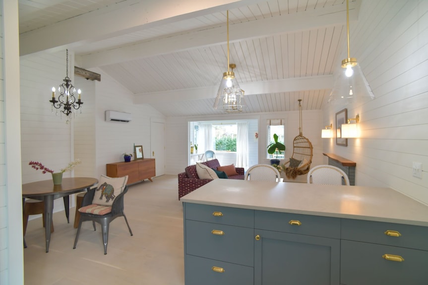 Scandinavian Cottage By The Sea - Close Walk To Ferry And Town - Bainbridge Island, WA