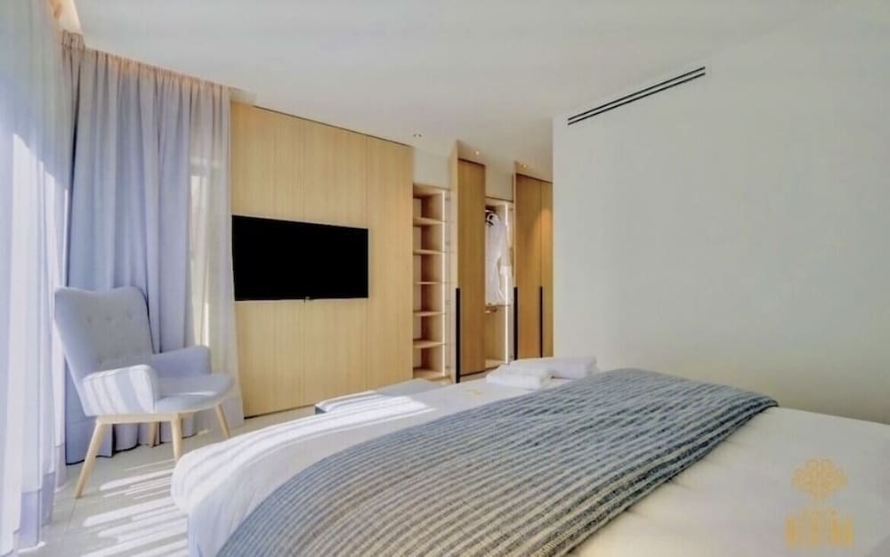 Beautiful, Quiet Villa With Sea View - Saint-Tropez