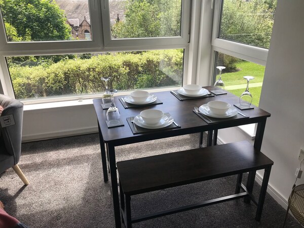 Walker Suite No60 - Donnini Apartments - Kilmarnock