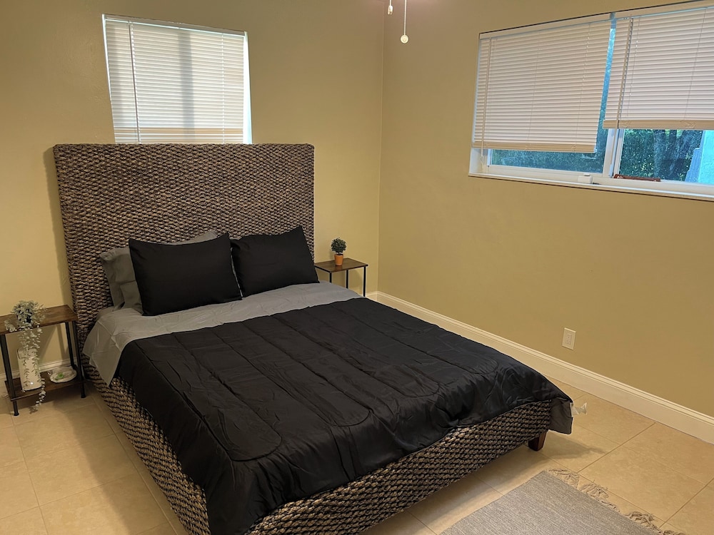 Summer Special:experience Downtown Charm 10 Min Drive To Las Olas - Plantation, FL