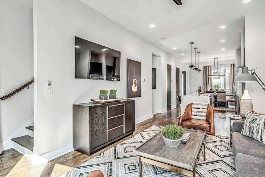 Dual Nashville Homes Near Downtown - Tennessee