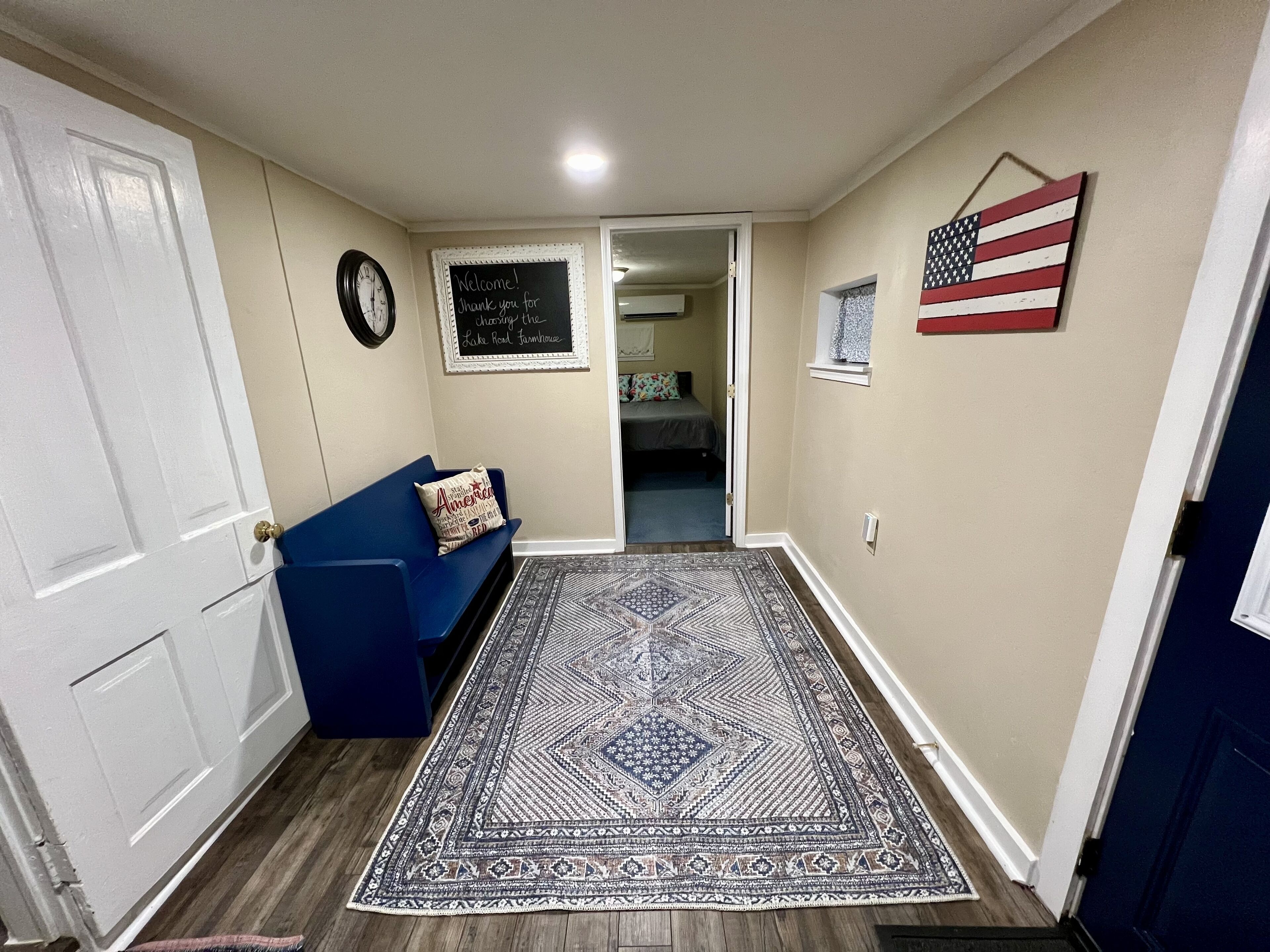 Cute, Quiet, & Cozy Farmhouse - Minutes Away From Everything In Ponca City! - Ponca City, OK