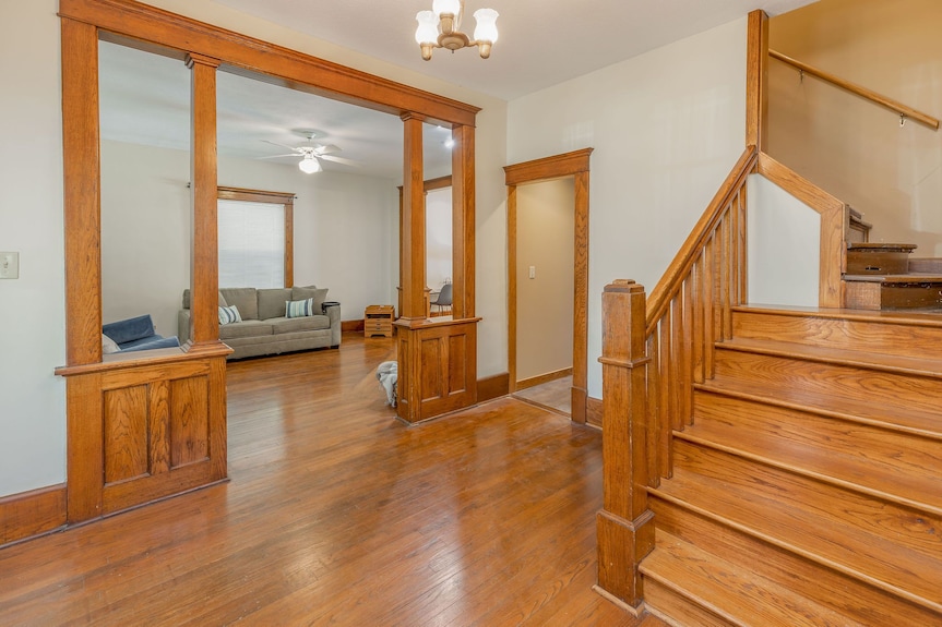 Fenced Patio W/ Pool, Game Room, & Home Gym! - Wichita State University, Wichita