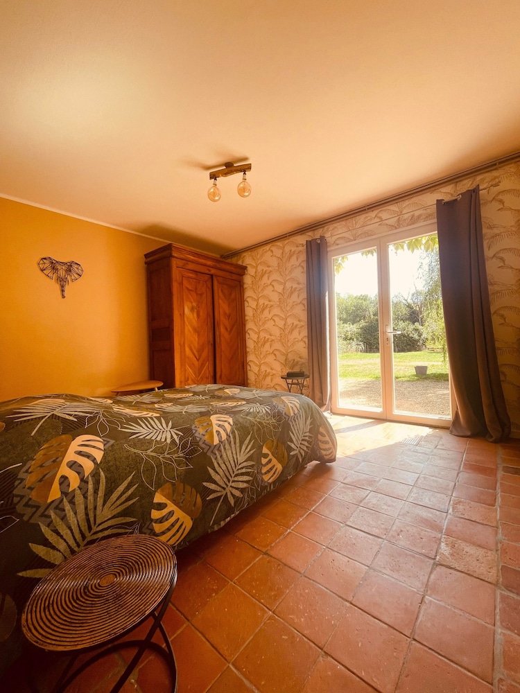 Charming House, 22 People Attention From January 3rd 2026 32 People - Amboise
