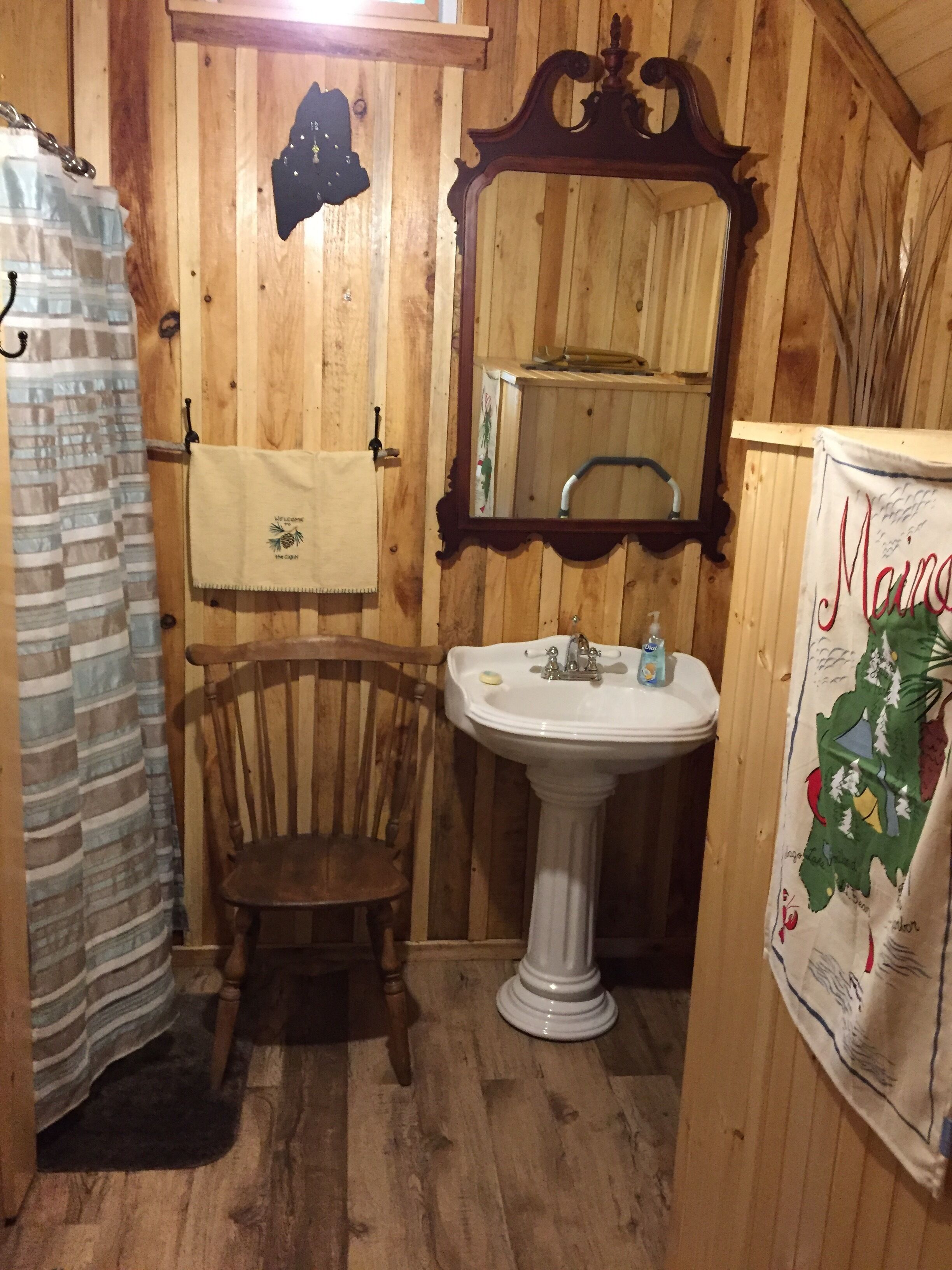 Cabin In Woods, With Row To The Lake - Augusta, ME