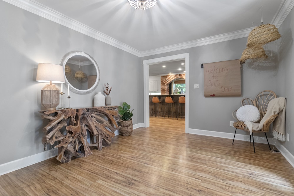 Waterfront Retreat With Stunning Lake Views — Perfect For Families! - Lake Hamilton, AR