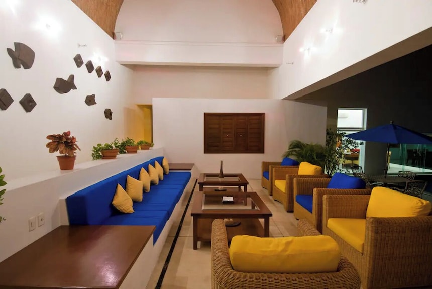 Emerald Villa. Luxury Beach House In Manzanillo - Manzanillo, Colima, Mexico