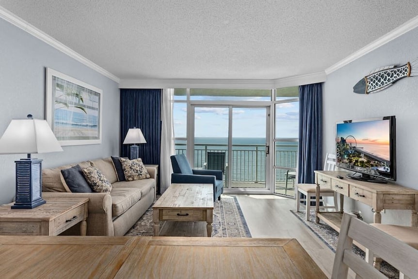 Direct Oceanfront 2 Bedroom High Floor Suite Downtown! - Ripley's Aquarium of Myrtle Beach