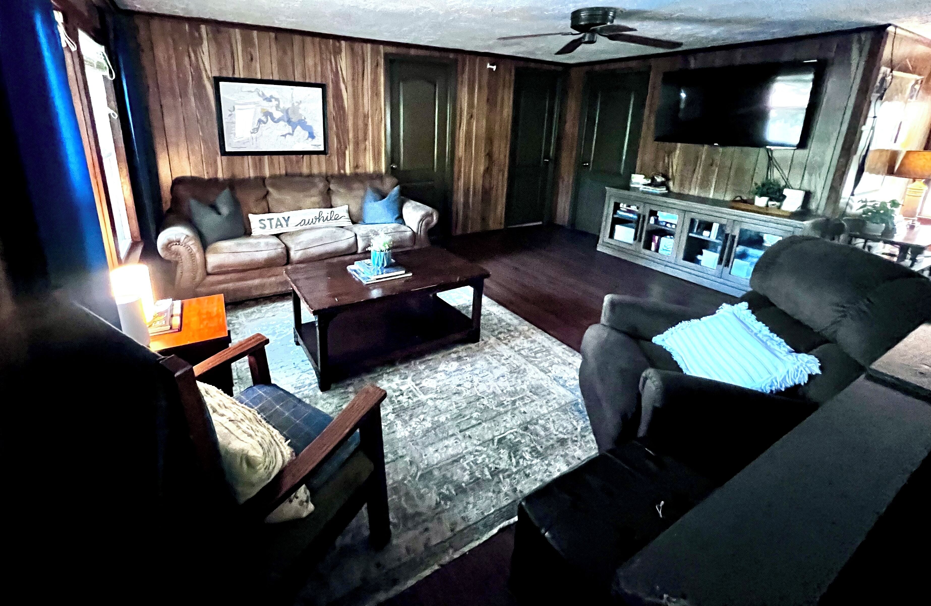 Cozy Cabin With Screened Porch And Fishing Dock On Lake D'arbonne - Louisiana