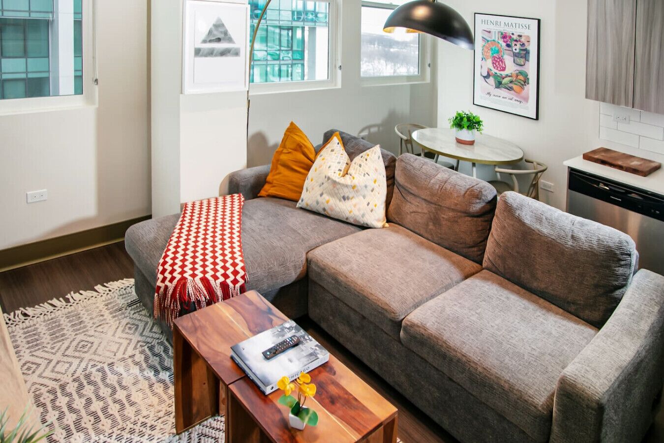 Dtown Mich Ave #10 | Gym+rooftop W Park View - Burbank, IL