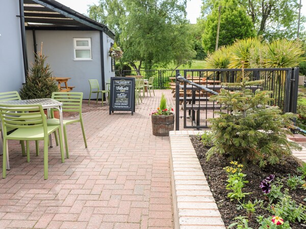 The Loft At The George, Pet Friendly In Clay Cross - Chesterfield